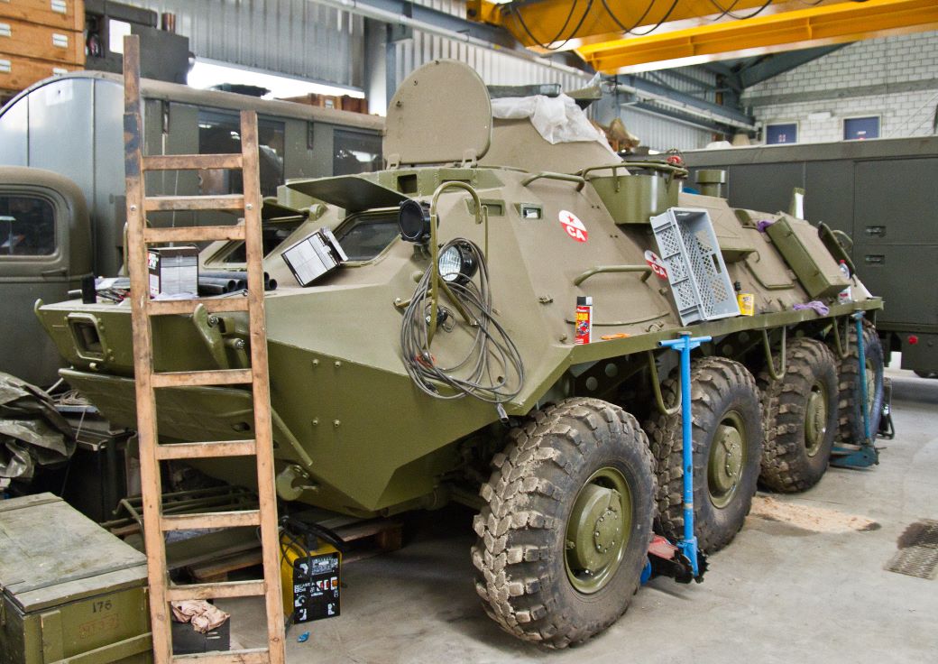 WarWheels.Net- BTR-60pb APC Photos